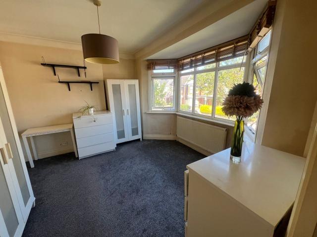 Apartment at Lichfield Grove, Greater London