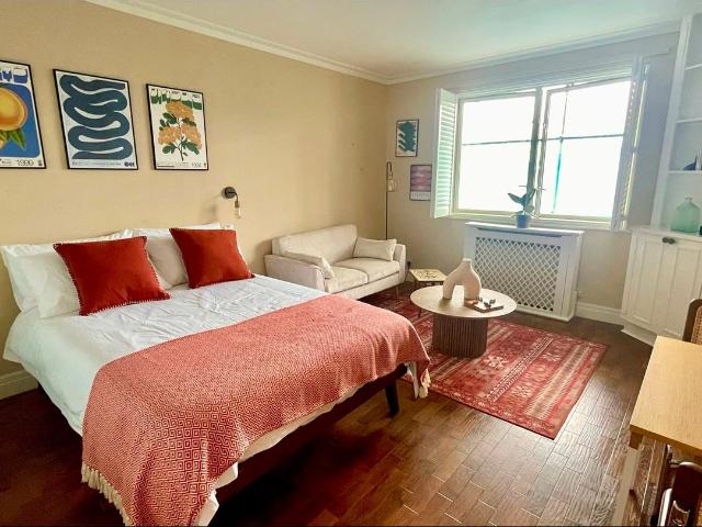 Apartment at Lightermans Walk, Greater London