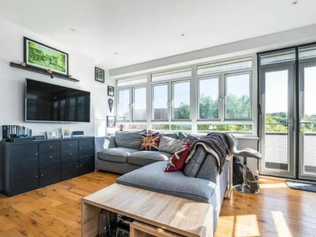 Apartment at Lime Tree Way, Basingstoke and Deane