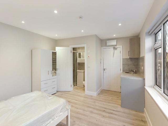 Apartment at Lime Close, South Ockendon