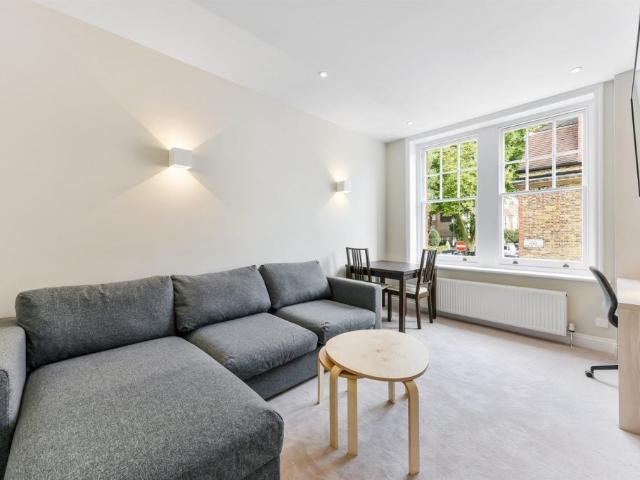 Apartment at Limerston Street, Greater London