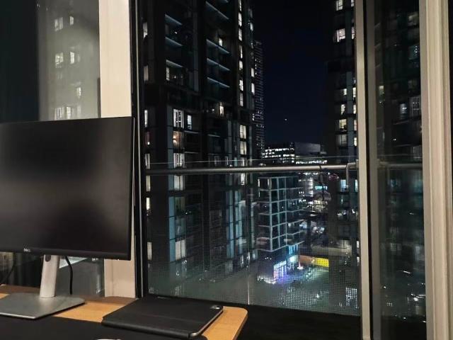 Apartment at Lincoln Plaza, Greater London