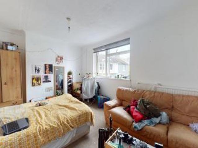 Apartment at Lincoln Street, Brighton