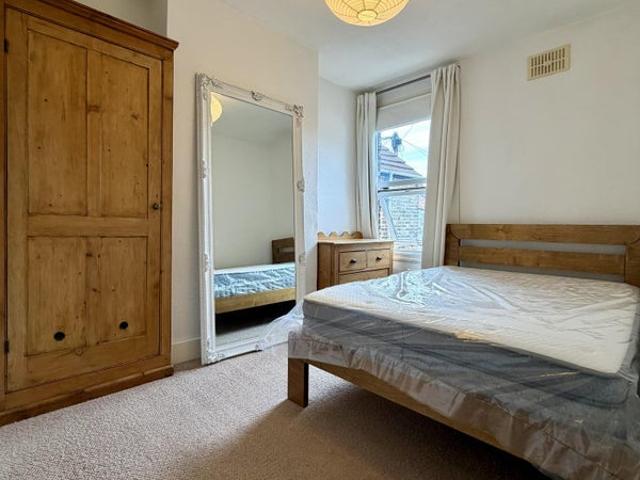 Apartment at Ling Road, Greater London
