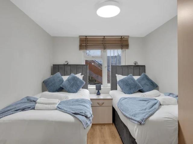 Apartment at Lingwood Road, Greater London