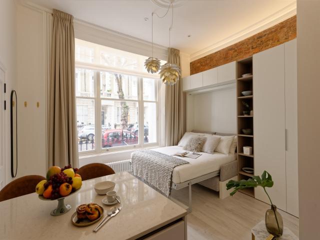 Apartment at Linden Gardens, Greater London