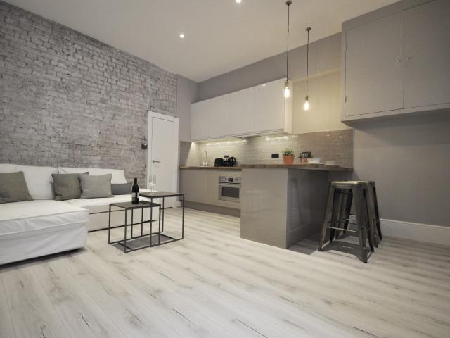 Apartment at Linden Gardens, Greater London
