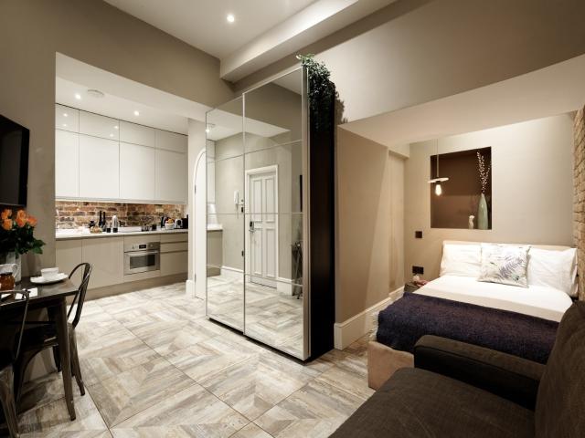 Apartment at Linden Gardens, Greater London