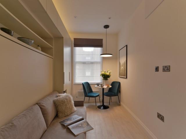 Apartment at Linden Gardens, Greater London