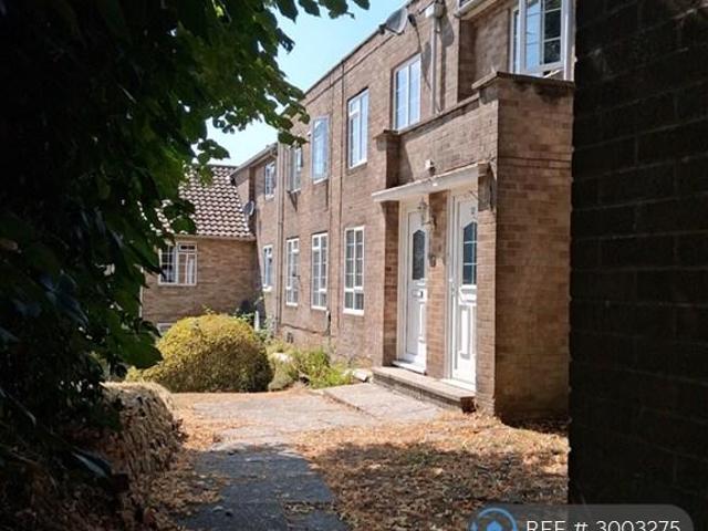 Apartment at Linden Gardens, New Forest