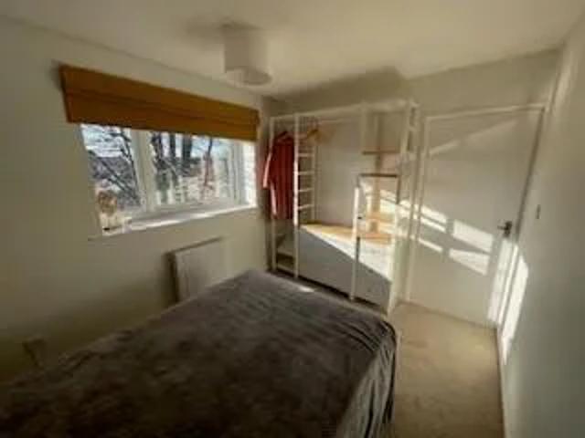 Apartment at Linden Grove, Nottingham