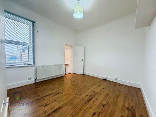 Apartment at Lion Road, Greater London