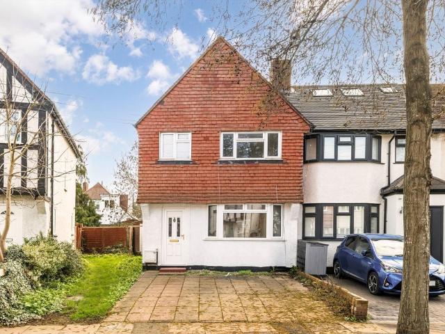 House at Lisbon Avenue, Greater London