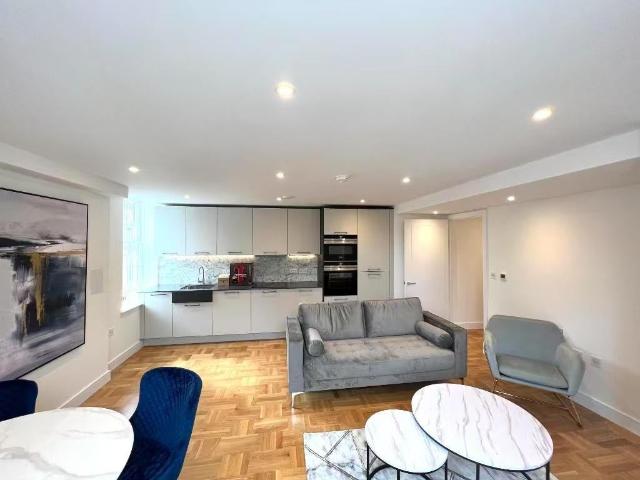Apartment at Lisgar Terrace, Greater London