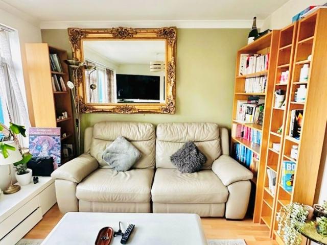 Apartment at Lisgar Terrace, Greater London