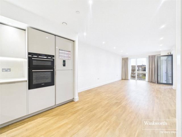Apartment at Lismore Boulevard, Greater London