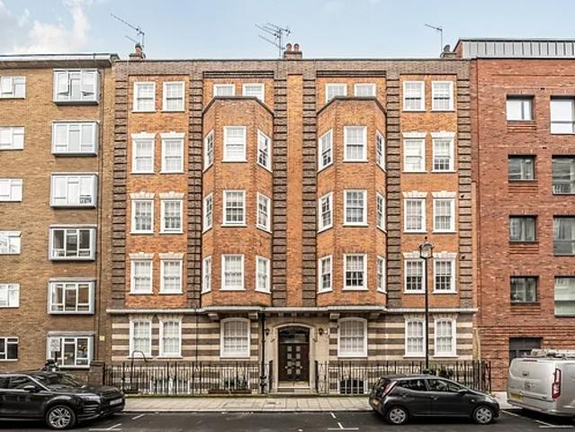 Apartment at Luxborough Street, City of Westminster