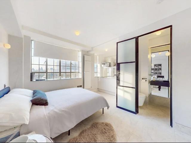 Apartment at Lucan Place, Greater London
