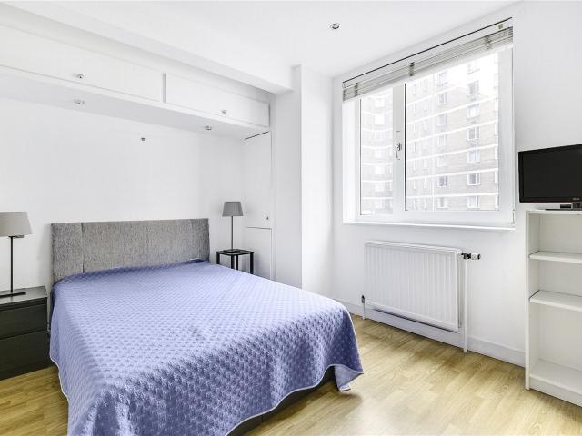 Apartment at Lucan Place, Greater London