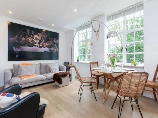 Apartment at Lucerne Road, Greater London