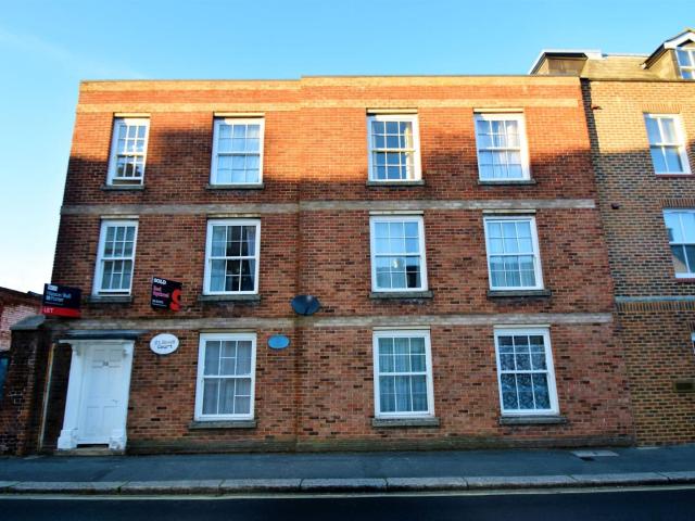 Apartment at Lugley Street, Newport