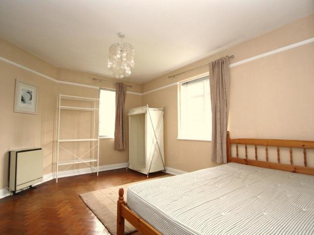 Apartment at Lyttelton Road, Greater London