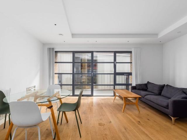 Apartment at Lyell Street, Greater London