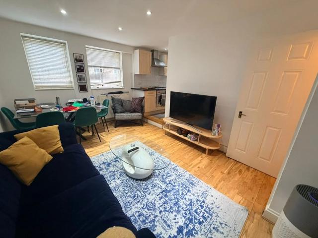 Apartment at Lyham Road, Greater London