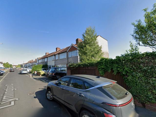Apartment at Lymington Close, Greater London