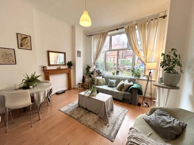 Apartment at Lymington Road, Greater London