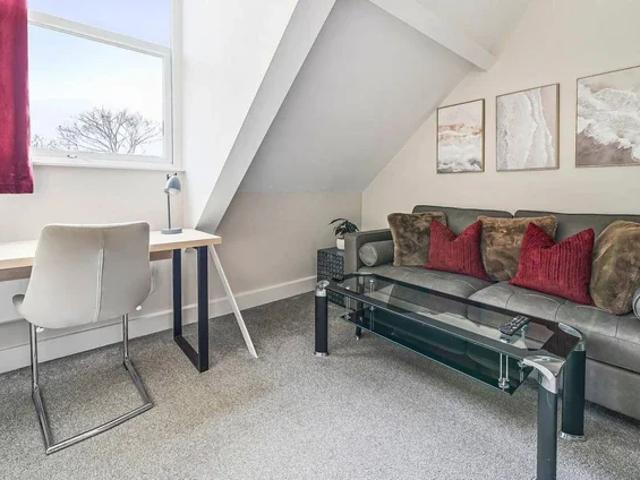 Apartment at Lynchford Road, Rushmoor