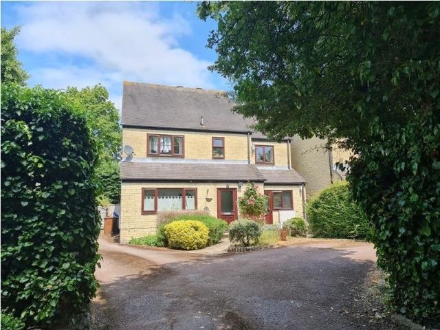 Apartment at Lyne Road, Cherwell District