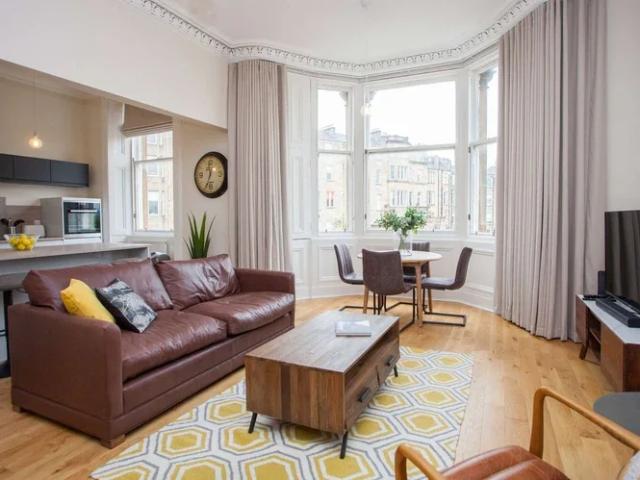 Apartment at Lynedoch Place, Glasgow