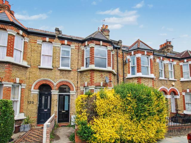 Apartment at Lynette Avenue, Greater London