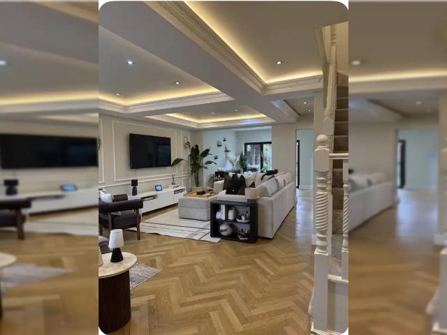 Apartment at Lynmouth Road, Greater London