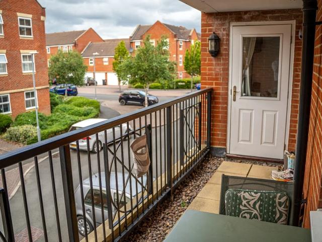 Apartment at Lynmouth Road, Swindon