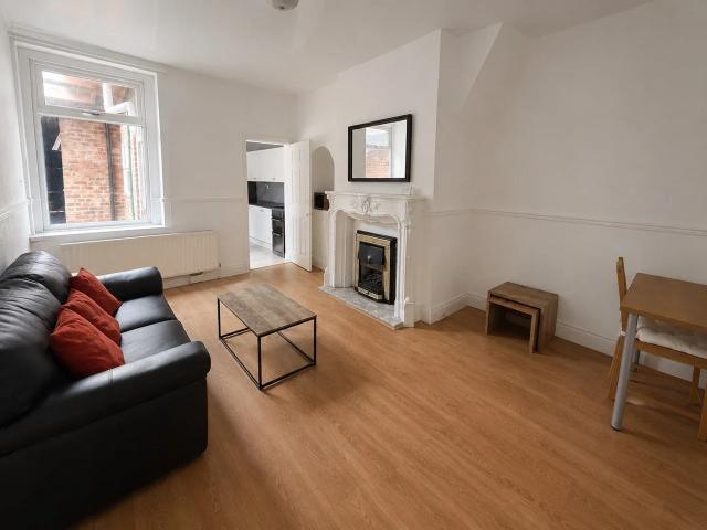 Apartment at Lynnwood Terrace, Newcastle upon Tyne