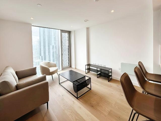 Apartment at M1, Leicester Forest East