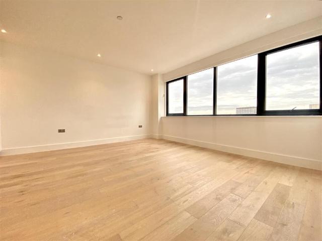 Apartment at Mote Road, Maidstone