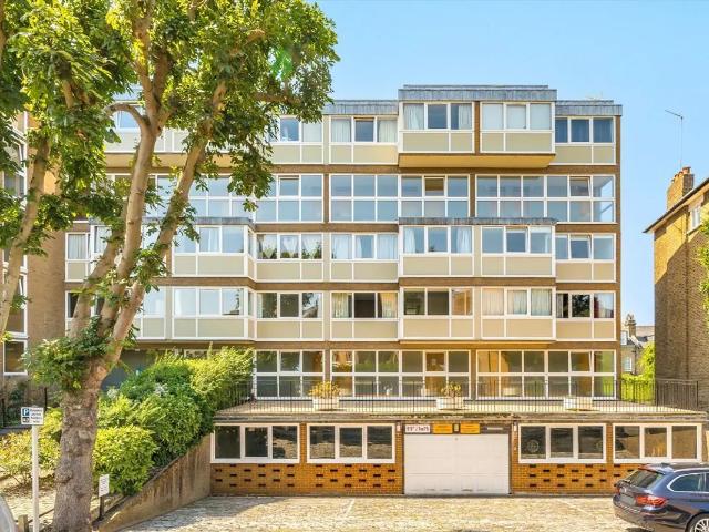 Apartment at Mount Ararat Road, Greater London