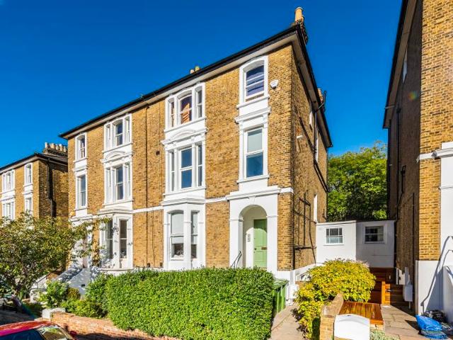 apartment at Mount Ararat Road, TW10