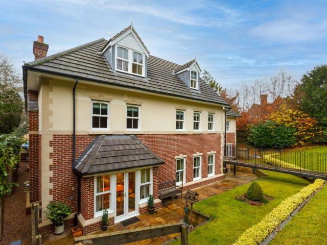 Apartment at Mount Harry Road, Sevenoaks
