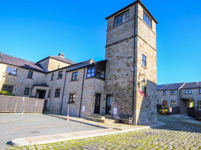 Apartment at Mount Pleasant, Bury