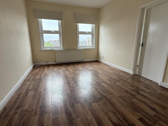 Apartment at Mount Pleasant Road, Greater London