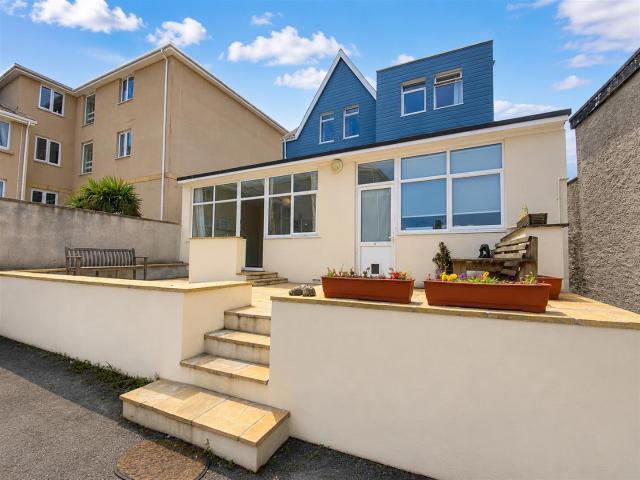 Apartment at Mount Wise, Newquay