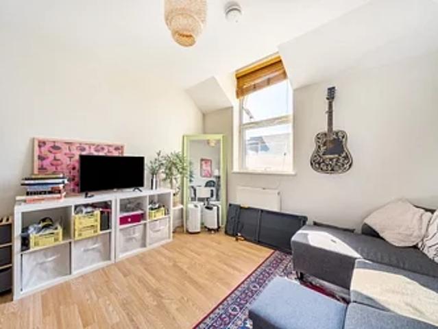 Apartment at Mountsfield Court, Greater London