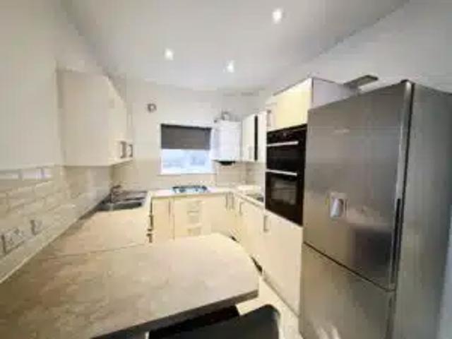 Apartment at Mowbray Road, Greater London