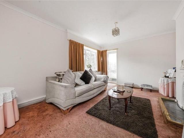 Apartment at Moffat Court, Greater London