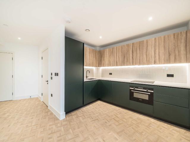 Apartment at Monarch Square, Greater London