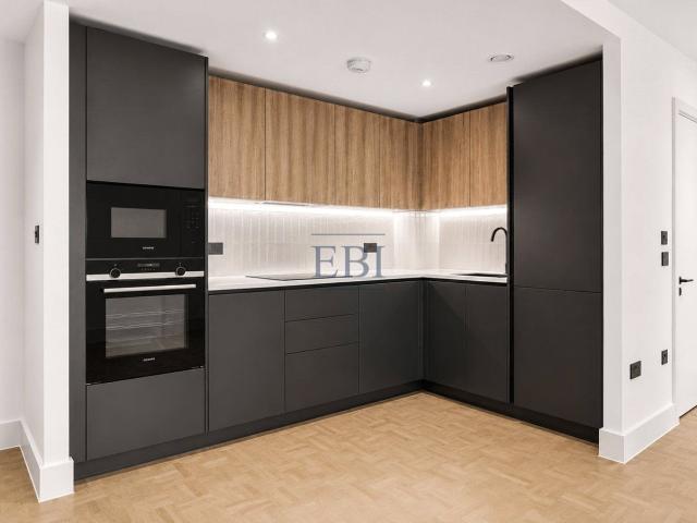 Apartment at Monarch Square, Greater London